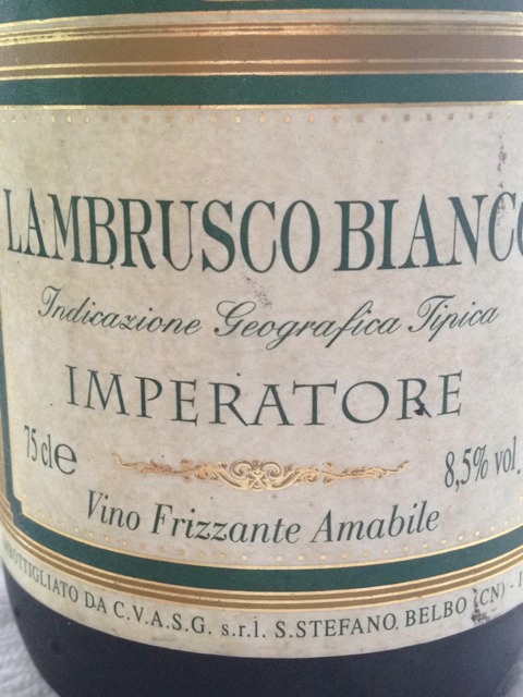 Stefano Belbo Lambrusco Bianco Imperatore Vino Frizzante Amabile | Wine ...