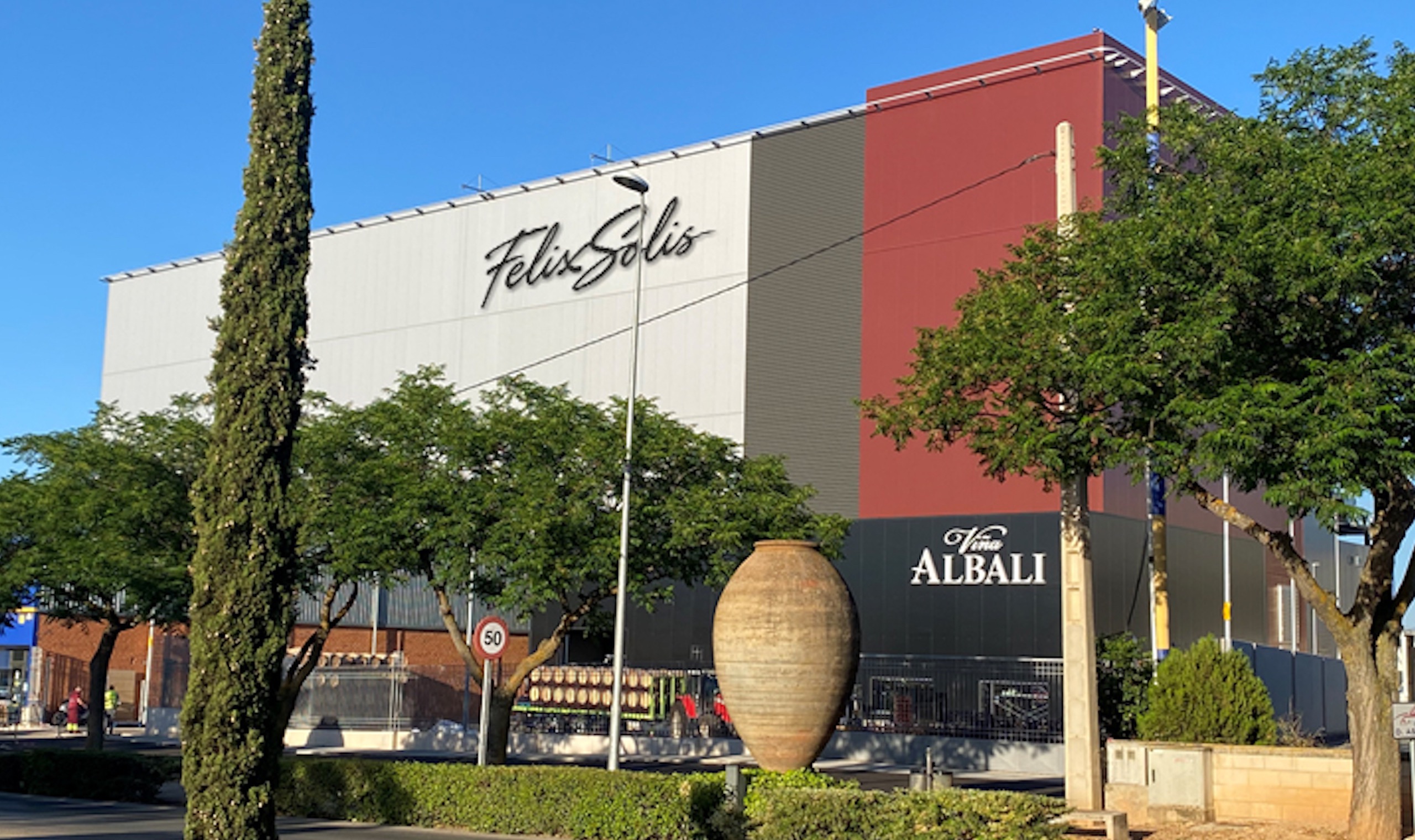 Félix Solís Winery | Vivino