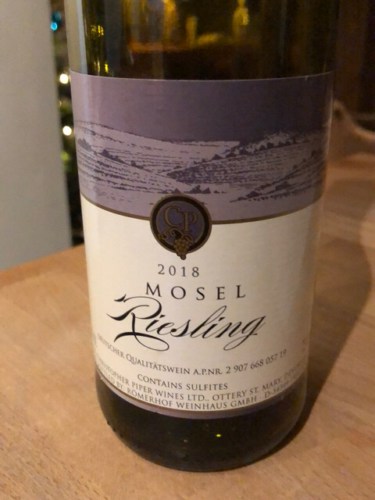 Weinhaus Römerhof Riesling | Vivino US