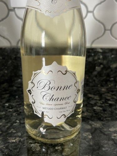 Bonne Chance Metodo Charmat Blanco Espumoso Brut | Vivino US
