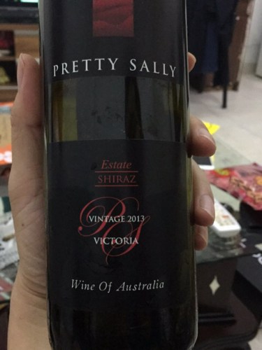 Pretty Sally Estate Shiraz | Vivino Australia