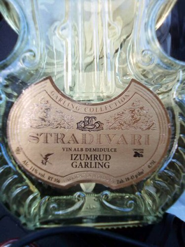 Garling Collection Stradivart Izumrud Garling Alb Demidulce | Vivino US