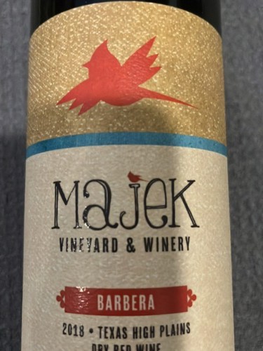 Majek Vineyard & Winery Barbera | Vivino US