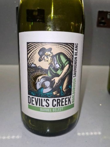 Devil's Creek Barrel Select Sauvignon Blanc | Vivino US