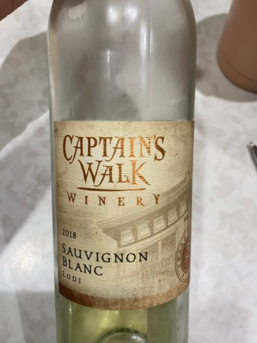 Captain's Walk Winery Sauvignon Blanc | Vivino Australia