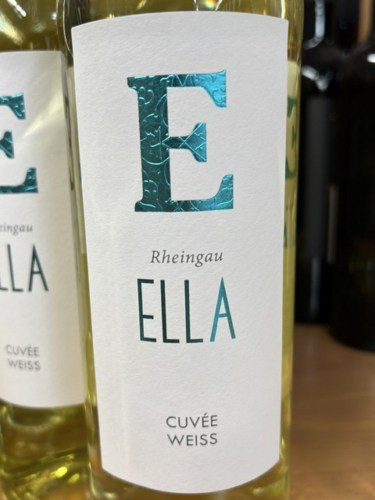 Winzer Von Erbach Ella Cuvée Weiss | Vivino US