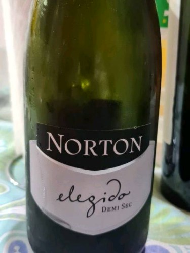 Bodega Norton Elegido Demi Sec | Vivino English