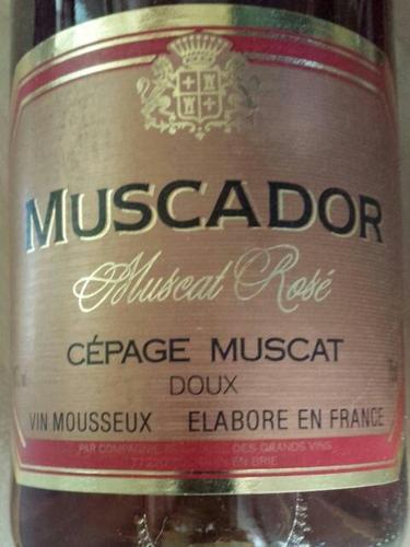 2002 Muscador Cépage Muscat Rosé | Vivino