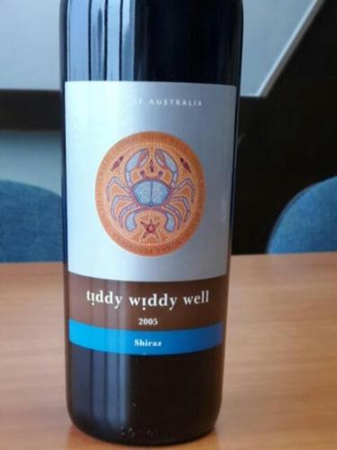 Hillsview Vineyards Tiddy Widdy Well Shiraz | Vivino US