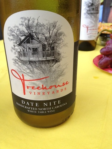 Treehouse Date Nite | Vivino US