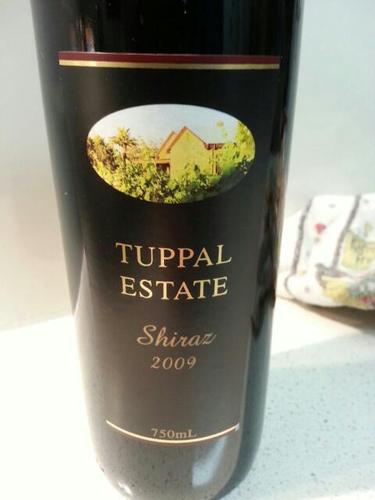Tuppal Estate Shiraz | Vivino English