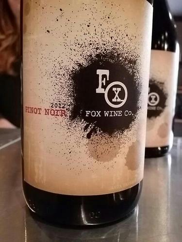 Fox Pinot Noir | Vivino English