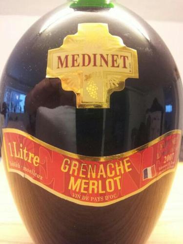 Medinet Lieblich Moelleux Grenache - Merlot | Vivino US