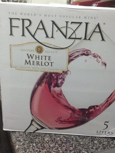 Franzia White Merlot (World Classics) | Vivino US