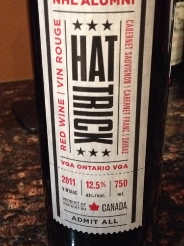 Diamond Estates Hat Trick Red | Vivino US