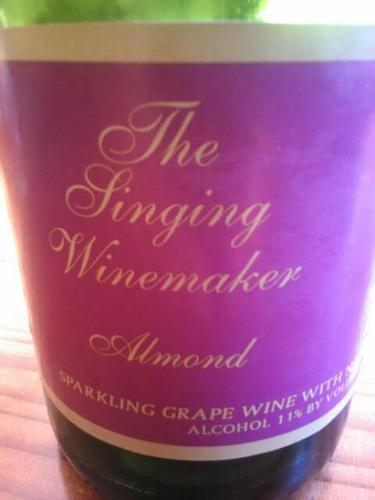 The Singing Winemaker Almond Sparkling | Vivino US