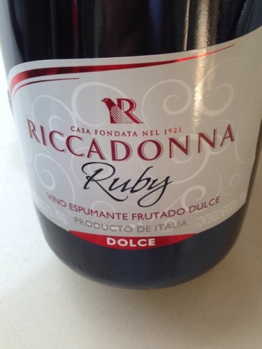 Riccadonna Ruby Espumante Frutado Dolce | Wine Info