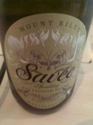 Mount Riley Savée Sparkling Sauvignon Blanc | Vivino Brasil