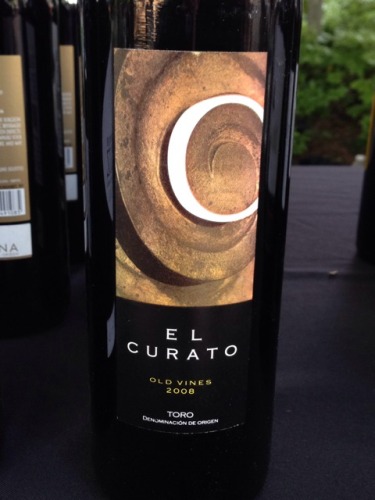 El Curato Toro Canto Petirrojo Old Vine | Vivino US