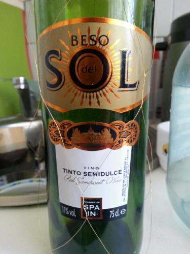 Beso del Sol Semidulce Tinto | Vivino Canada