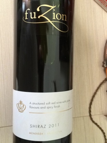 Fuzion Alta Shiraz | Vivino 日本