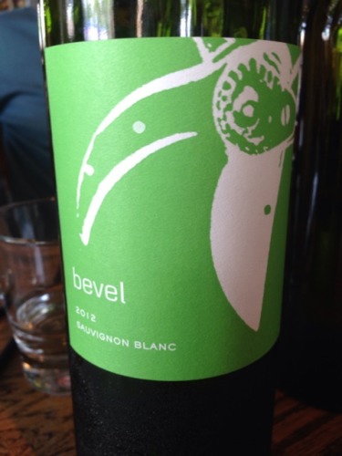 Randolph Street Bevel Sauvignon Blanc | Vivino US