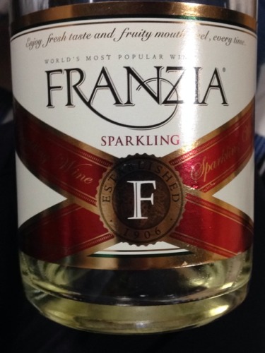 Franzia California Sparkling Burgundy | Vivino US