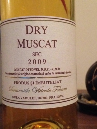 Tohani Dry Muscat Sec | Vivino US