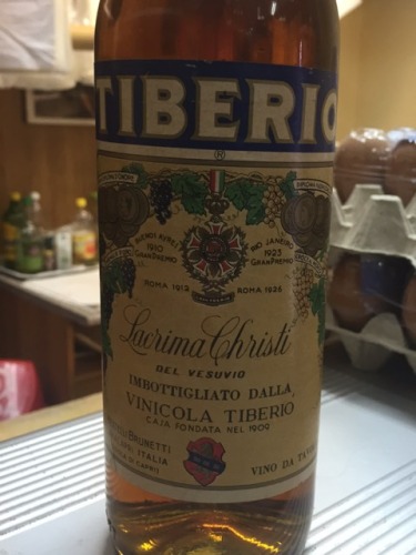 Tiberio dei Fratelli Brunetti Lacryma Christi Del Vesuvio Rosso | Vivino US