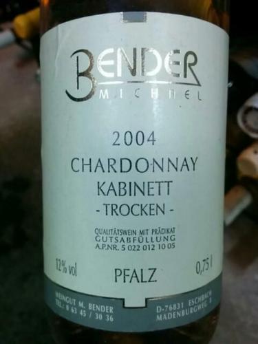 Weingut Bender Chardonnay Kabinett Trocken | Vivino