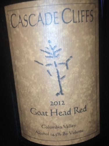 Cascade Cliffs Goat Head Red | Vivino English