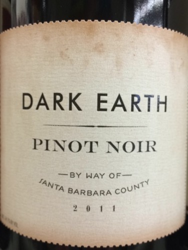 Dark Earth Cellars Pinot Noir | Vivino US