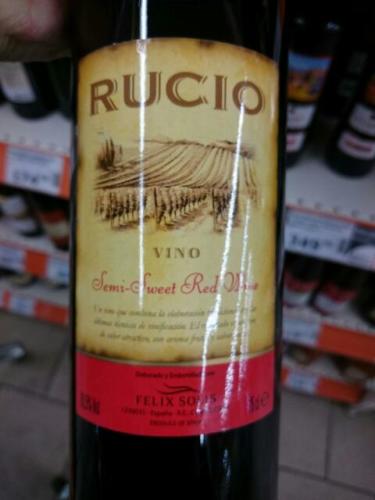Rucio Semi-Sweet Red | Vivino US