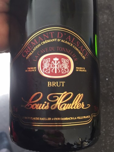 Louis Hauller Crémant d'Alsace Brut | Vivino US