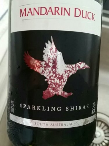 Mandarin Duck Sparkling Shiraz | Vivino US