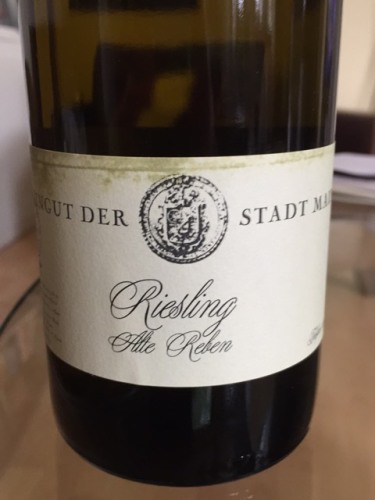 Weingut der Stadt Mainz Riesling Alte Reben | Vivino US