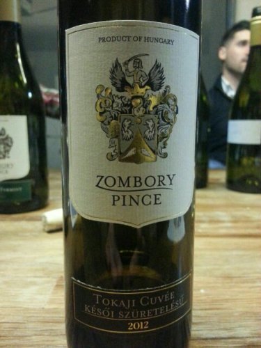 Zombory Pince Tokaji Cuvée Késői Szüretelésű | Vivino Canada