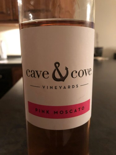 Cave & Cove Pink Moscato | Vivino US