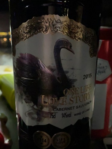 Viña Maola One Life Love Story Cabernet Sauvignon | Vivino English