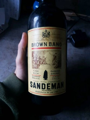 N.V. Sandeman Brown Bang Sherry Rich Oloroso | Vivino 日本