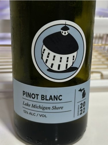 Round Barn Pinot Blanc | Vivino US