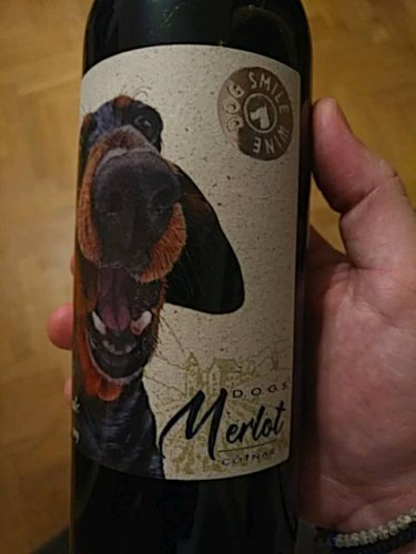 Dog Smile Merlot | Vivino US
