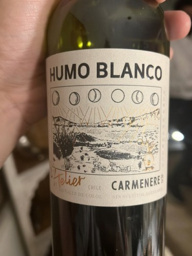 Humo Blanco L'Atelier Carmenere | Vivino English