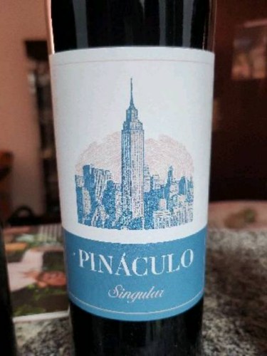 Vielas Pináculo Singular Tinto | Vivino US