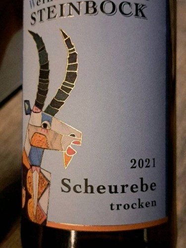 WeinManufaktur Steinbock Scheurebe Trocken | Vivino US