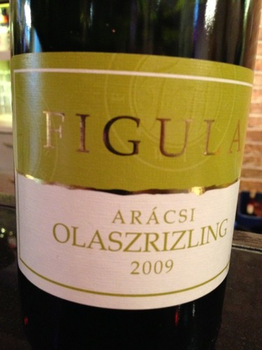 Figula Arácsi Olaszrizling | Vivino Australia