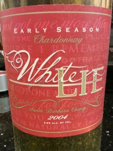Beringer White Lie Early Season Chardonnay | Vivino US