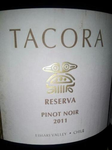 Tacora Reserva Pinot Noir | Vivino US