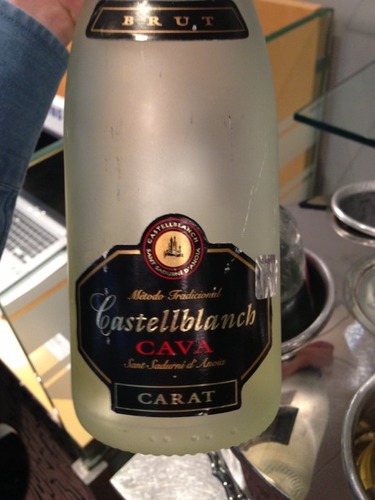 Castellblanc (Castellblanch) Cava Carat Brut | Vivino