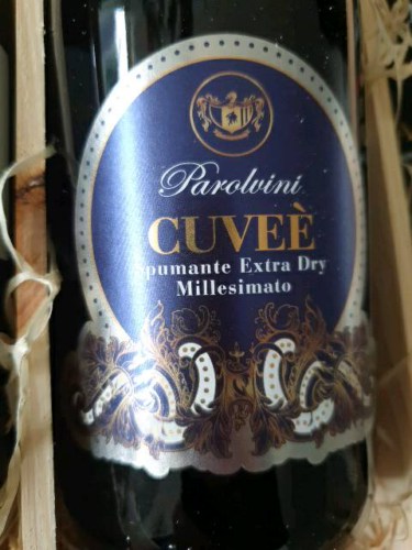 Parolvini Cuvée Spumante Extra Dry Millesimato | Vivino English